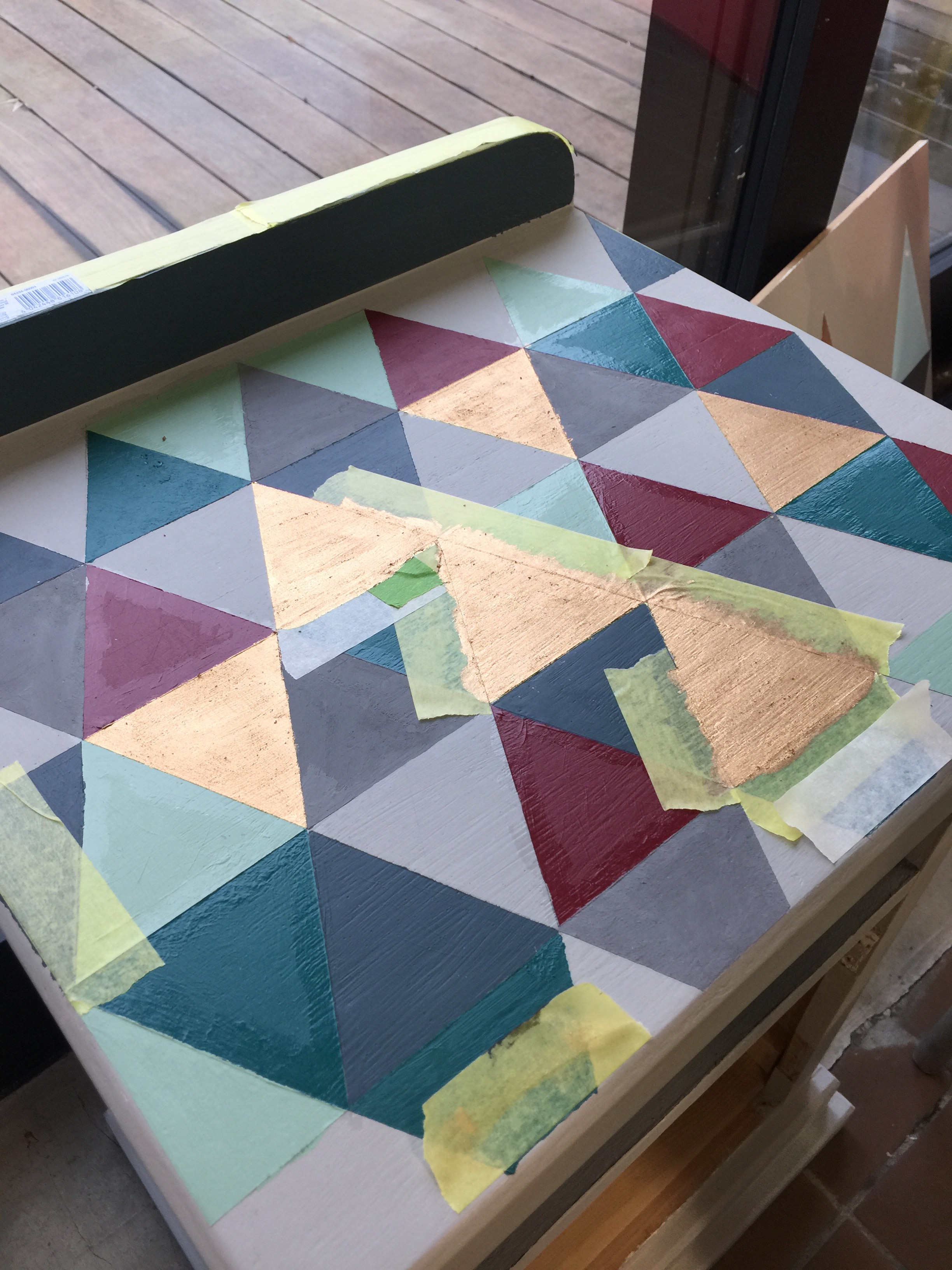 Tape and paint ! Upcycle the perfect triangle … – THE LANSDOWNE HOUSE