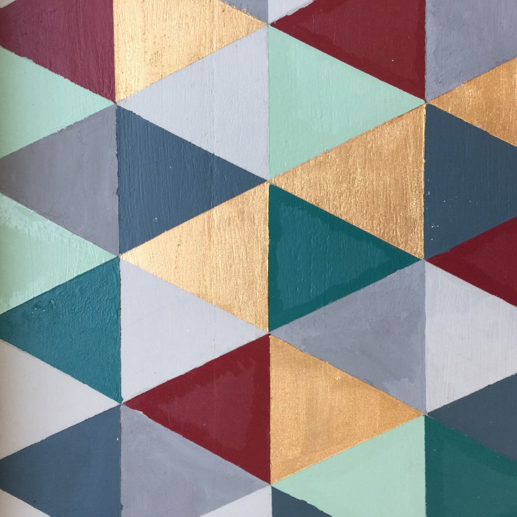 Tape and paint ! Upcycle the perfect triangle … – THE LANSDOWNE HOUSE